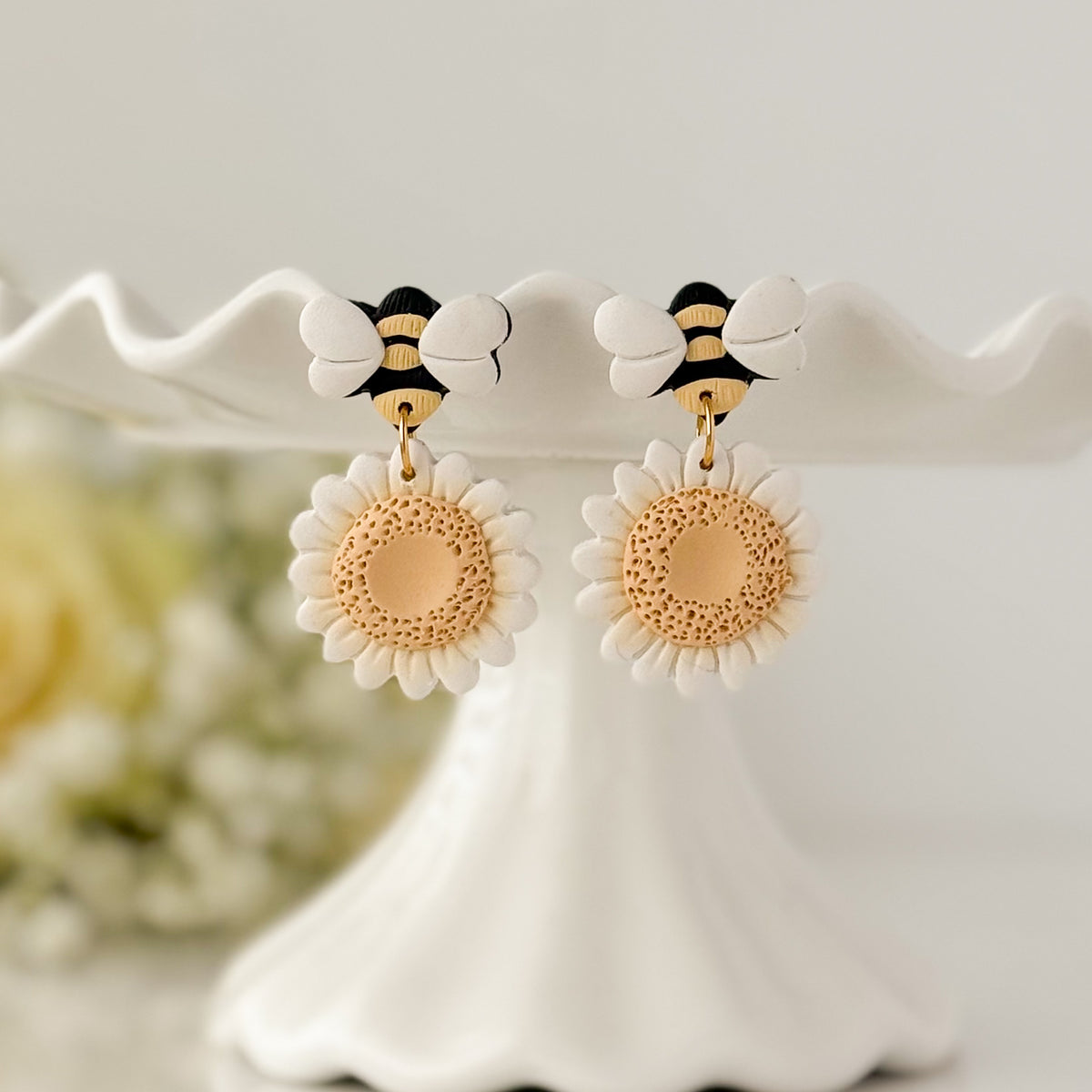 Bee & Daisy Dangles – WildHoneyClay